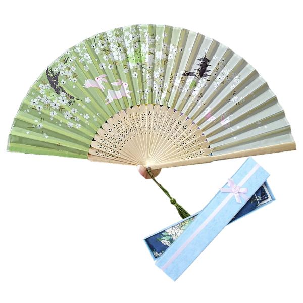 【ご購入後の当店からの連絡はご登録のメールアドレスに通知いたします。必ずご確認ください】【商品概要】【セット】：扇子、扇子袋、箱入りがセットになります。丁寧なパッケージですので、ご自分用にはもちろん、バレンタインや、お誕生日などのプレゼント...