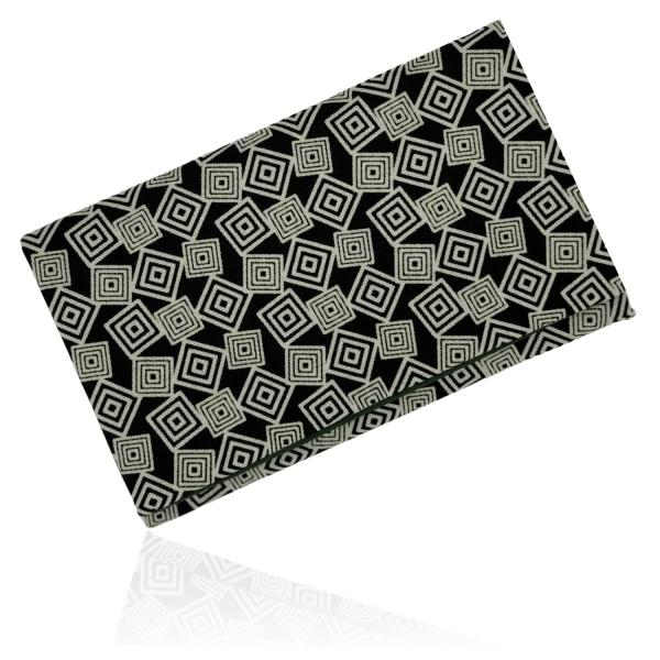 【ご購入後の当店からの連絡はご登録のメールアドレスに通知いたします。必ずご確認ください】【商品概要】?【日本製】京都の老舗が制作しており高品質?【葬祭プロ推奨】（厚生労働省認定）葬祭ディレクター1級　神崎　忍氏　推奨の数珠入れです。?【標準...