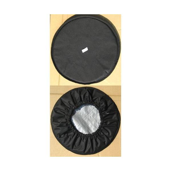 インドネシア製のジャンベ用ヘッドカバーです。丈夫なナイロン生地のカバーで、インナーには厚さ8ミリほどの厚いスポンジがあしらわれています。ジャンベのヘッド部分は、先の尖ったものなどに当たると裂けやすいですので、ヘッドカバーで保護することをお勧...