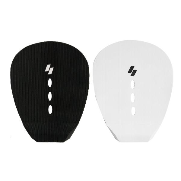 SYNDICATE デッキパッド★サイズ 長さ約 33cm x 幅約 27cm★30mmキック搭載の1ピース★カラー BLACK，WHITE送料の御案内★簡単包装で宅配便送料無料注意※沖縄や離島はビニールパッケージを外し商品のみをコンパクト...