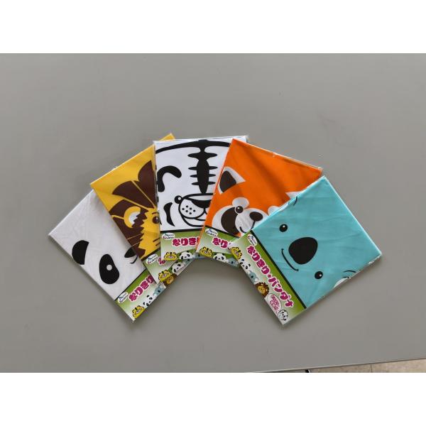 5柄セットでお買い得!!小学校、幼稚園、保育園で必要なランチクロスとしても使えます。入園、入学でまとめて必要な時にお買い得なセット!!もちらん、なりきりバンダナで色々なアニマルに変身して遊べます!!なんと1枚あたり約436円!と超お買い得!...