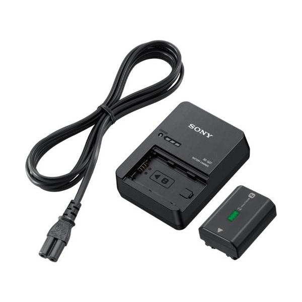 【発売日：2025年06月20日】■チャージャー「BC-QZ1」とバッテリー「NP-FZ100」をセットにしたお得なキット■「BC-QZ1」は「NP-FZ100」を急速充電可能■バッテリーを予備で持つことで、撮影中のバッテリー切れにも安心です