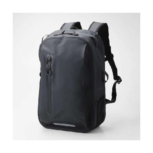 【発売日：2024年10月11日】■耐水性に優れる樹脂コーティング生地を採用した防水設計ビジネスリュックです■ファスナー生地部分からの水濡れを防ぐ、止水ファスナーを採用しています ※内部への水の浸入を完全に防ぐものではありません■14インチ...