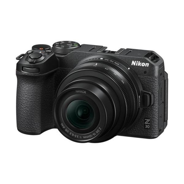 【発売日：2022年08月05日】■日常のVlog撮影からこだわりの撮影まで、幅広いシーンでの動画撮影に適した小型・軽量のミラーレスカメラ■動画撮影に最適化したデザイン。Zシリーズの中で最小・最軽量のボディーは持ち運びも長時間の撮影も快適■...