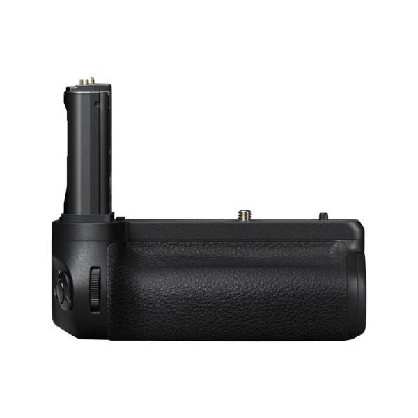 【発売日：2024年07月12日】■パワーバッテリーパック MB-N14は、Z6IIIの電池寿命を約1.9倍に延長※■縦位置撮影でも快適な操作性を実現します■ホットスワップ、USB充給電にも対応■Z6III同等の堅牢性を備え、野生動物の撮影...