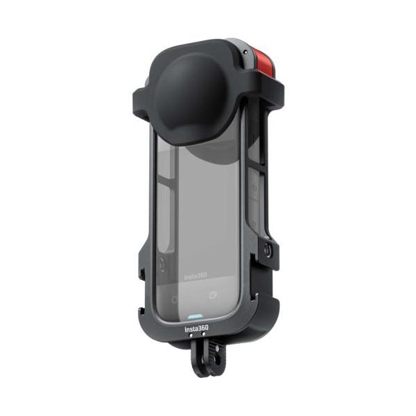 【発売日：2024年04月17日】■X4のレンズとボディを守る保護機能を追加■バックルのデザインを改良し、簡単にしっかりと取付■両サイドにアクセサリーシュー■折りたたみ式2本爪マウントポイントを使って垂直に、または1/4インチねじを使って水...