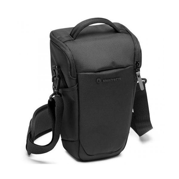 ■需要の高い撮影のために70-200mm f/2.8相当のレンズを装着した一眼レフカメラを収納できるサイズ感■小型三脚を固定できるフロントストラップ■ベルトループと、取り外し可能なショルダーストラップ付き