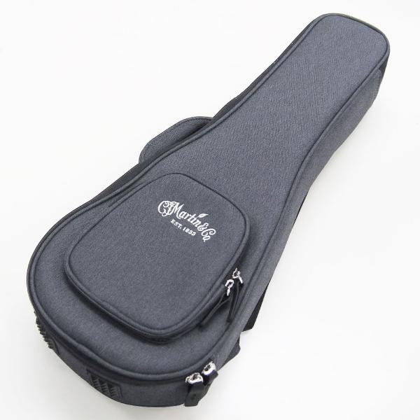 ■Martinウクレレの純正バッグが単品で登場！現行のMatinウクレレに使用されているギグバッグが単品でに販売を開始しました。パッドは20mm程度のしっかりとした厚みで、リュック背負いも可能なショルダーと手持ちがあります。手軽に持ち歩きた...
