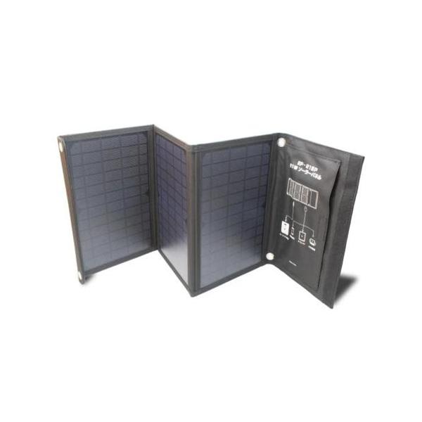 ■太陽光を電力に変換して、ポータブル電源やスマートフォン等を充電出来る便利なソーラーパネルです。■高品質なパネルを3枚搭載し、最大21Wの出力を誇ります。折り畳めばコンパクトなバッグ状になり、持ち運びもラクラクです。■アウトドアや災害時など...