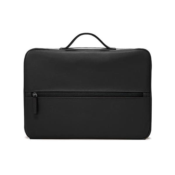 ■大きく開く開口部で出し入れも簡単■上質素材を使用した型崩れしにくい作り■A4書類対応のインナーポケット付き