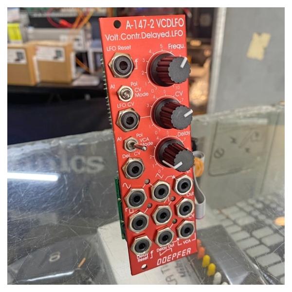 付属品元箱発送目安1〜3営業日以内保証期間1ヶ月商品説明A-147-2 VCDLFOは3つのサブユニットで構成されたLFOモジュールです。A-147 VCLFOの後継機種ですが、はるかに多くの機能を搭載しています。Width: 8HPDep...