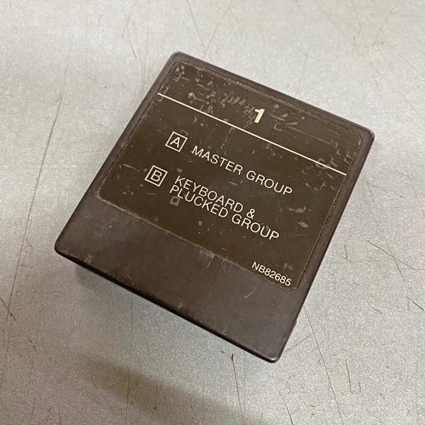 付属品なし発送目安1〜3営業日以内保証期間1ヶ月商品説明DX7用DATA ROM。※中古品は1点物です。店頭販売もしております、ご注文頂くタイミングによってはご注文をキャンセルさせて頂く場合もあります。※沖縄・離島のお客様、特大商品をご注文...