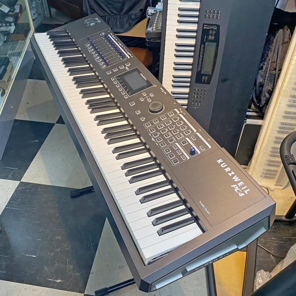 付属品ACアダプタ発送目安1〜3営業日以内保証期間1ヶ月商品説明RPHA: リアル・ピアノ・ハンマー・アクション 88鍵、アフタータッチ付きのベロシティセンシティブ鍵盤によるフルウェイトハンマーアクション。256音のV.A.S.Tポリフォニ...