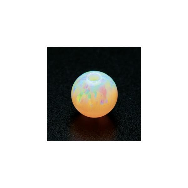 京都オパールは、天然オパールと同一の石英粒子をもとにし、京セラ独自の宝石合成技術によって、長い歳月をかけながら大切に育てられます。遊色効果を醸し出すオパール構造の創出は、世界に類はなく、この独特の気品漂う風合いは、成型された樹脂製品では真似...