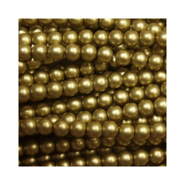 TOHO製パールビーズです。一般的に販売されているTOHOパールはパックされ糸に通されていますが、こちらの商品はパック前の状態のものを業務用・加工用向けとして束で仕入れたもので(※画像2枚目)、針金に通った状態となり、一本あたり約255粒の...