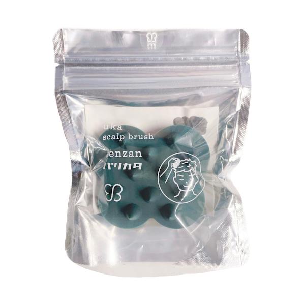 ウカ スカルプブラシ ケンザン バリカタ ダークグリーンサロンでシャンプーしてもらった後のような爽快感をご自宅で。滑りづらく持ちやすい。小さなボディにたくさんのこだわりを備えた優れものです。シリコン製の頭皮用ブラシ。頭皮クレンジングやシャン...