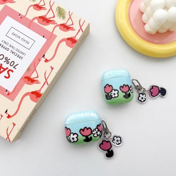 素材：シリコン対応機種：AirPods（第1/2世代)　AirPodsPro(第1/2世代)　AirPods(第3世代)※海外輸入品の為、キズ・汚れがある場合がございます。※商品画像はお客様のディスプレイ環境、設定及びブラウザにより、実物と...