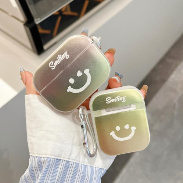 素材：TPU対応機種：AirPods（第1/2世代)　AirPodsPro(第1/2世代)　AirPods(第3世代)※海外輸入品の為、キズ・汚れがある場合がございます。※商品画像はお客様のディスプレイ環境、設定及びブラウザにより、実物と多...