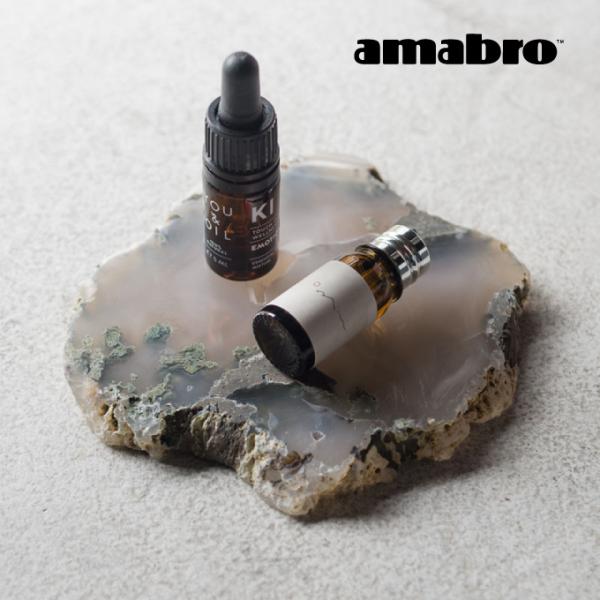 ■商品名：AGATE COASTER コースター■ポイント：天然石を大胆に切り出したメノウのコースター。大自然が産みだしたこの神秘的な形は、ひとつとして同じものはありません。トレイなど様々な用途でお使いいただけます。■サイズ：約幅13×奥行...