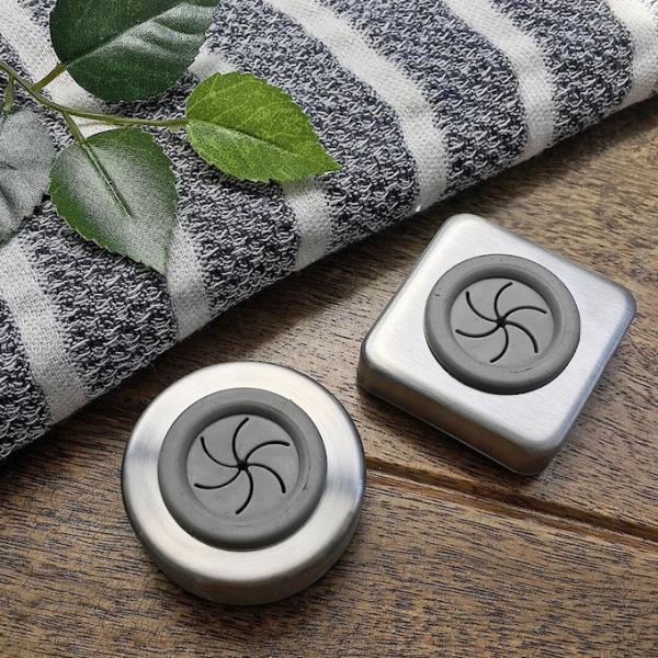 ■商品名：DULTON  タオルホルダー CH04-H116 CH04-H117■ポイント：シンプルなデザインのタオルホルダーです。裏面に強力両面テープが付いており、お好きな場所に貼り付けるだけなので取り付けが簡単です。ラバー素材のスクリュ...