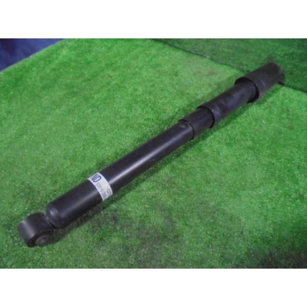 **** 商品説明を必ずご確認ください ****部品管理番号：000025595250700メーカー純正品番：52611-3N9-J01部品名：右Rショックアブソーバー部品区分：リサイクル品車名：ヴェゼル車両タイプ名：5DJワゴン通称型式：...