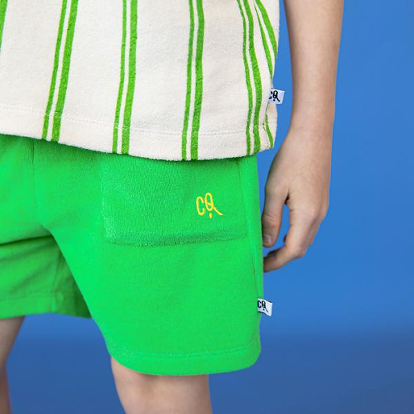 Brand：CarlijnQ （カーラインク）オランダのベビー・キッズウェアブランド。商品説明：CarlijnQ カーラインク ショートパンツ 男の子 春夏秋 ルーズフィット タオル地 130cm〜160cm  蛍光グリーン子供服Basic...