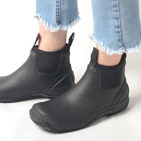 ■商品説明Danner WRAPTOP SIDE GORE ダナー ラップトラップ サイド ゴア レディース スニーカー シューズ 靴 アウトドア キャンプ 普段履きレイン 雨用キャンプや川などに入るのに向いている靴です。フィットする履き心...