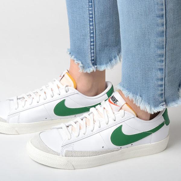 ■商品説明NIKE BLAZER LOW '77 VNTG ナイキ ブレザー ロー ヴィンテージ レディース シューズ 靴 ホワイト グリーン 白 緑 ストリート スケートボード 普段履き履き心地がよくストリートに人気のスニーカーです。■カ...