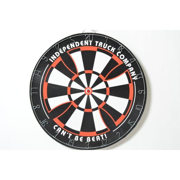 ■商品説明INDEPENDENTのダーツセットです。インテリアとして飾ってもいいですし、お部屋でも本格的にダーツが楽しめます。■サイズ実寸(cm)…直径46cm■付属品本体、ダーツ6本、ネジ本、フック1本