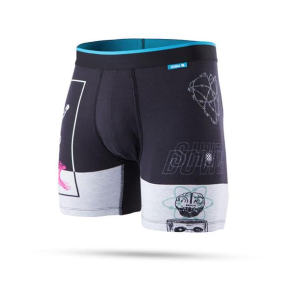 ■商品説明カリフォルニア、サンクレメンテのソックスブランドSTANCEからアンダーウェアが入荷しました。遊び心にあふれる大胆なデザインのアンダーウェア。ポジションをしっかりセンターにキープするホルスター仕様のアンダーウェアです。バターのよう...