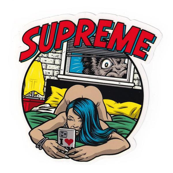 ■商品説明Supreme Bedroom Sticker シュプリーム ベッドルーム ステッカーSean Cliver（ショーン・クライヴァー）がデザインしたBedroom Teeのステッカー。クリアタイプのステッカーです。■カラーレッドロ...