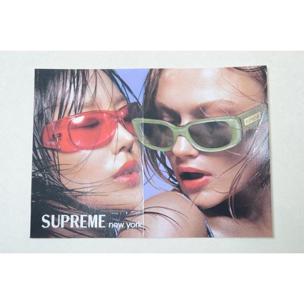 ■商品説明Supreme Eyewear Sticker シュプリーム アイ ウェア ステッカー美しい女性に目が行きがちですがSupremeのサングラスがポイントです。Tシャツでもリリースされたデザインです。■サイズ縦約10.2cm×横約1...