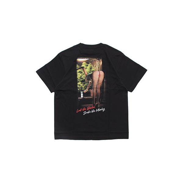 ROYAL MAJESTYから新作のTシャツがリリース。フロントにはSMOKE LIKE MARLEYの文字を刺繍で施し、バックプリントで、インパクトのあるデザインを落とし込んだTシャツ。-ROYAL MAJESTY（ロイヤルマジェスティー...