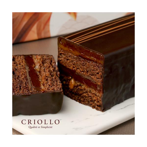 発売10周年を迎える人気チョコレートケーキシリーズ「トレゾー」。2026年新作は、沖縄県宮古島産の塩をアクセントに使用した「キャラメル・サレ」が登場。「日本とフランスの融合」をテーマにシェフパティシエ　サントス・アントワーヌが、フランス人の...