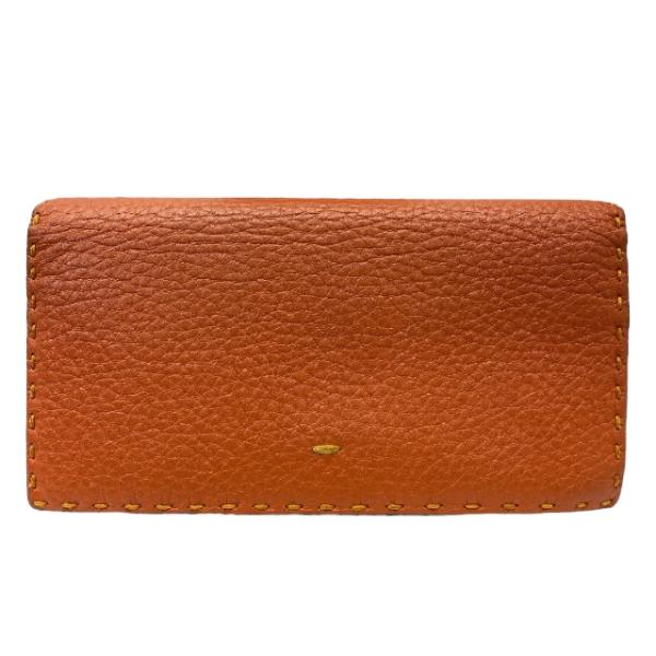 【ブランド】 FENDI フェンディ【商品名】 長財布【商品番号】 7M0186【カラー】 オレンジ【サイズ】 横　9cm　縦　19cm　奥行　2cm【素材】 レザー【付属品】 箱/保存袋/冊子【ランク】 ABランク【コメント】 外面：スレ...