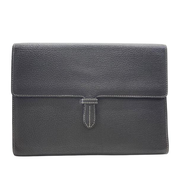 【ブランド】ACATE アカーテ【商品名】BREVA  クラッチバッグ【商品番号】-【カラー】グレー【サイズ】 横：31cm　縦：22cm　奥行：3cm【素材】 シュリンクレザー【付属品】保存袋 【ランク】 ABランク【コメント】 外面：薄...