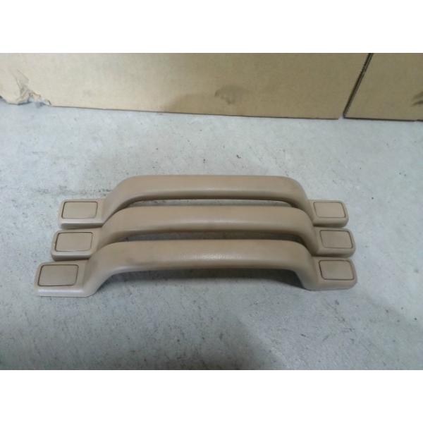 **** 商品説明を必ずご確認ください ****部品管理番号：260130500579900部品名：その他 内装部品部品区分：リサイクル品管理品番：4ドアセダン3A-LU A240-562車名：カリーナ認定型式：E-AT150-AEPFS ...