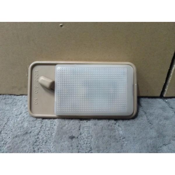 **** 商品説明を必ずご確認ください ****部品管理番号：260130500968200部品名：ルームランプ部品区分：リサイクル品管理品番：4ドアセダン3A-LU A240-562車名：カリーナ認定型式：E-AT150-AEPFS ルー...