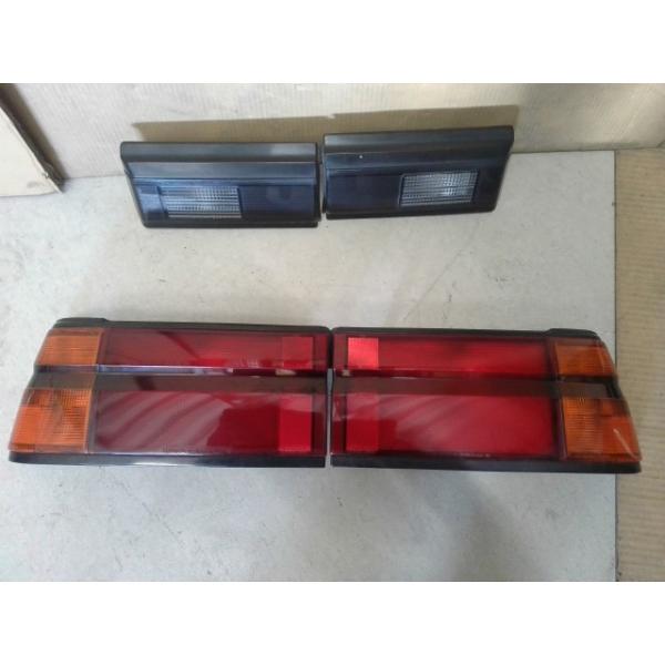 **** 商品説明を必ずご確認ください ****部品管理番号：260130501869200部品名：その他 ランプ類メーカー代替品番：旧車部品区分：リサイクル品管理品番：4ドアセダン3A-LU A240-562車名：カリーナ認定型式：E-A...