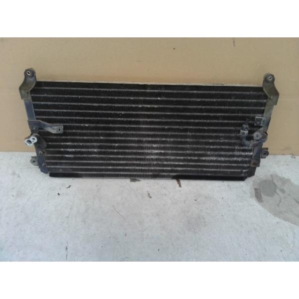 **** 商品説明を必ずご確認ください ****部品管理番号：260130502160600部品名：コンデンサーメーカー代替品番：旧車部品区分：リサイクル品管理品番：4ドアセダン3A-LU A240-562車名：カリーナ認定型式：E-AT1...