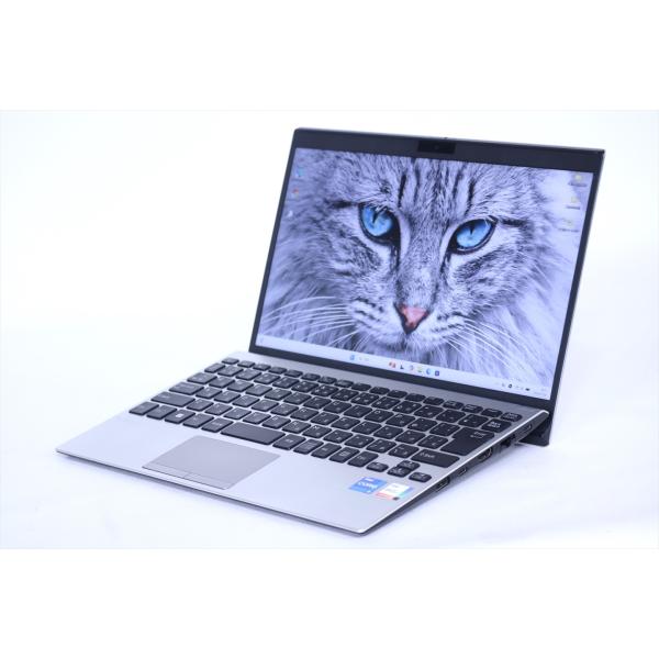 ・Core i5-1135G7を搭載し、日常作業からビジネス用途まで快適に対応・16GBメモリで複数アプリもサクサク動作・12.5インチ FHD液晶で文字も画像もくっきり表示・最新のWi-Fi 6(IEEE802.11ax)対応、快適なイン...