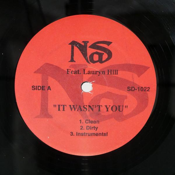 アーティスト：NASタイトル：IT WASNT YOUレーベル：NOT ON LABEL SD1022ジャケット：NONE盤：VG+帯：NONEFMT：12枚数：1JAN：コメント：US盤 05. US PRESS / 12 / UNOFF...