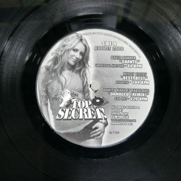 アーティスト：VAタイトル：TOP SECRET! AUGUST 2008レーベル：STRICTLY HITS VINYL SERVICE TS110ジャケット：E-盤：VG+帯：NONEFMT：12枚数：1JAN：コメント：US盤レビュー：