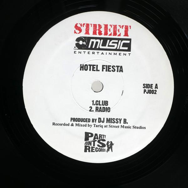 アーティスト：DJ MISSY Bタイトル：HOTEL FIESTAレーベル：STREET MUSIC ENTERTAINMENT PJ002ジャケット：NONE盤：VG+帯：NONEFMT：12枚数：1JAN：コメント：US盤レビュー：