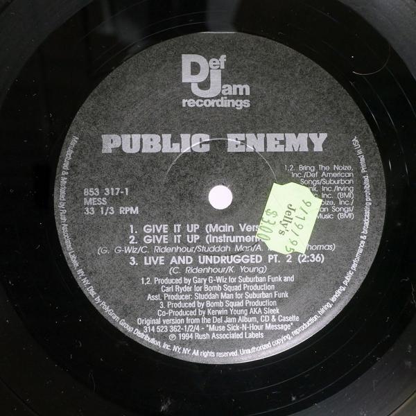 アーティスト：PUBLIC ENEMYタイトル：GIVE IT UPレーベル：DEF JAM 8533171ジャケット：NONE盤：E-,ST帯：NONEFMT：12枚数：1JAN：コメント：US盤レビュー：