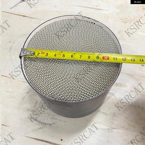 118X100MM EURO 5 300CPSIフロー触媒コンバーター 汎用 金属 ハニカム触媒コンバーター 金属 触媒 カスタム パーツ アクセサリーHigh-concerned chemical:NoneMaterial:metalMo...