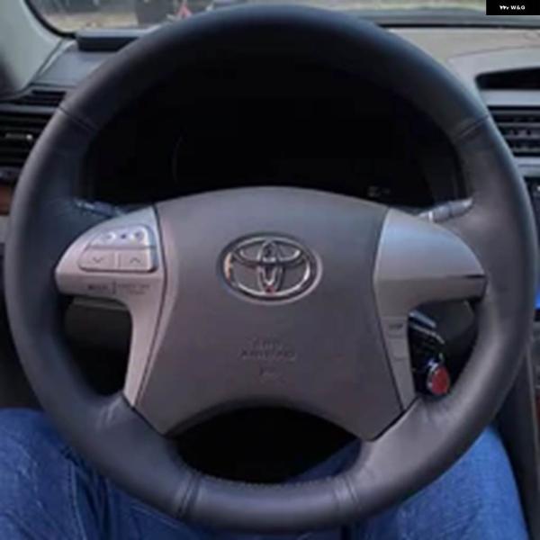 ステアリングホイール カバー 100% トヨタ ハイランダー トヨタ カムリ 2007-2011 インテリア ステアリングラップ カスタム パーツ アクセサリーSize:25*15*6Special Features:Protects th...