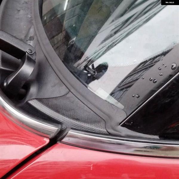 フロントガラス ワイパー カウルシール MINI R55 2007-2015 MINI R56 R57 2006-2015 51132751209 51132751210 自動車スペアパーツ カスタム パーツ アクセサリーHign-conc...