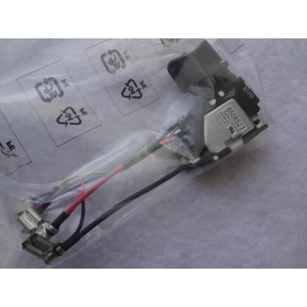 マキタ TS130 TW251 TW152用スイッチ 部品 650652-3 です。6506523 TG553FSB-1Bの記載があります(入荷時期により変わる場合あり)。