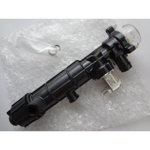 新品 パナソニック 純正 CH1101WS CH1401WS用 便器洗浄弁 部品 CH14010400K1(CH14010400KZの代替品)です。T47-306Rの記載があります(変わる場合あり)。写真撮影等のためパッケージを開封します。